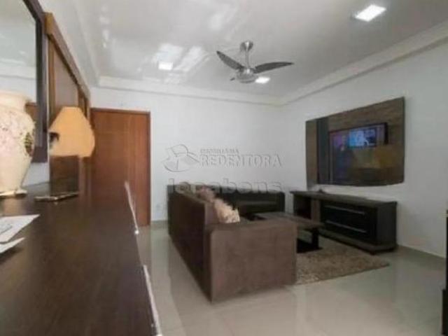 Apartamento à venda com 03 quartos no bairro Boa Vista