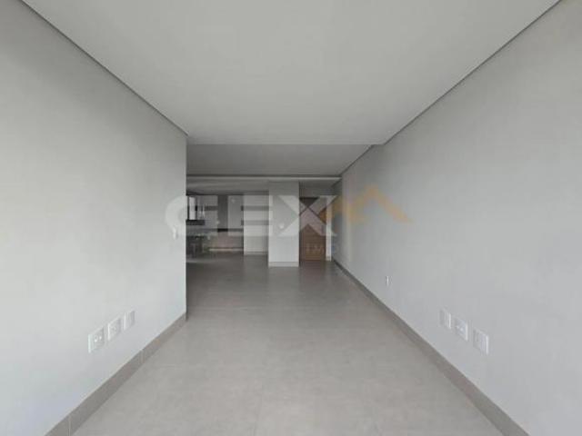 Apartamento à Venda com 03 Quartos no Bairro Liberdade em Divinópolis MG