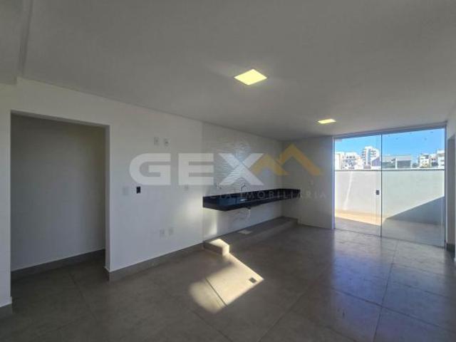 Apartamento à Venda com 03 Quartos no Bairro Manoel Valinhas em Divinópolis MG