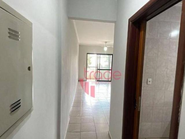 Apartamento à Venda com 03 Quartos no Bairro República em Ribeirão Preto com Sacada