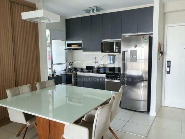 Apartamento à venda com 03 quartos, sendo 01 suíte, 03 vagas no Ipiranga Mobiliado