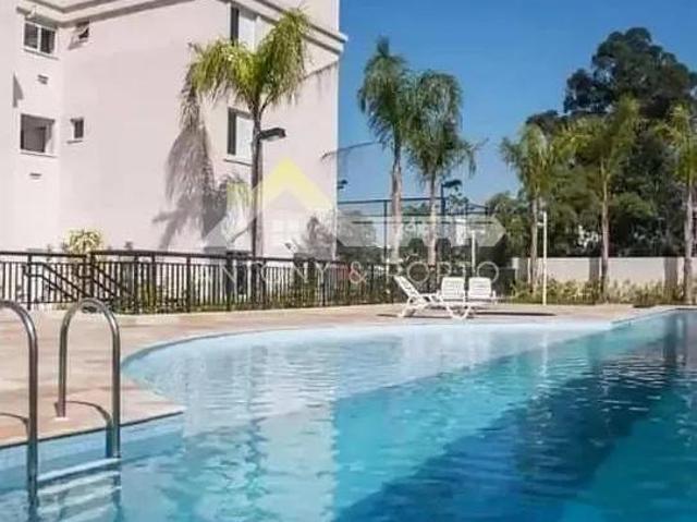 Apartamento à Venda com 02 Dormitórios e 01 suíte, Localização Privilegiada Próximo ao Lago dos P