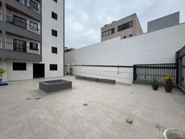Apartamento à venda com 02 dormitórios e 02 vagas no Bairro Osvaldo Cruz