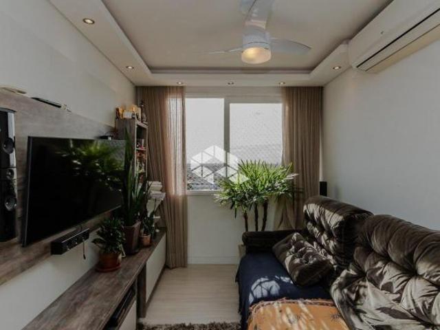 Apartamento a venda com 02 dormitórios em Porto Alegre