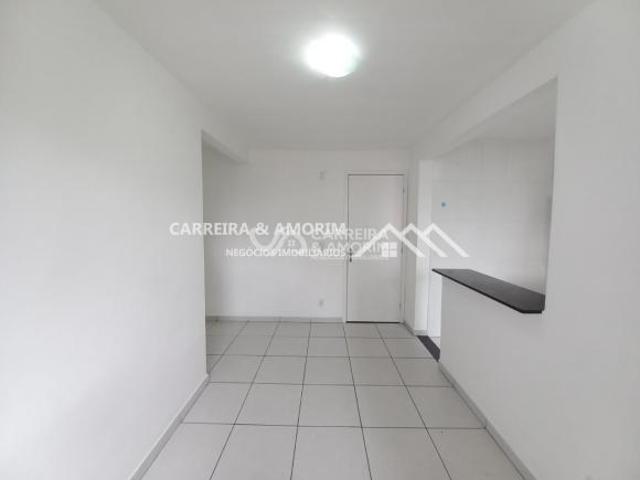 APARTAMENTO A VENDA COM 02 DORMITÓRIOS, SALA 2 AMBIENTES COM VAGA DE GARAGEM NO HORTO DO YPE / PARQU