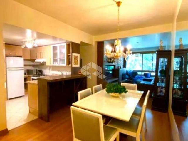Apartamento a venda com 02 quartos,suíte e com vaga Centro Gramado