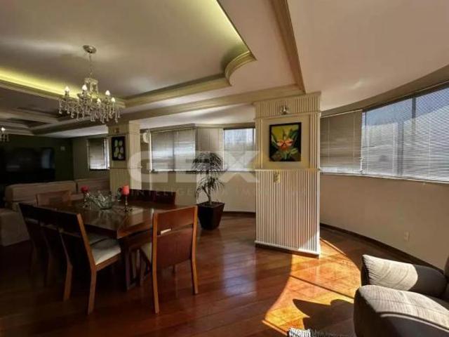 Apartamento à Venda com 04 Quartos no Centro de Divinópolis MG