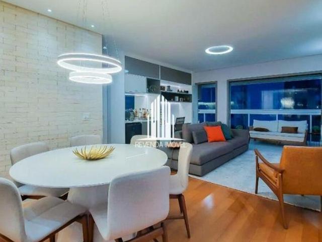 Apartamento à venda com 100m², 2 quartos sendo 2 suites e 2 vagas