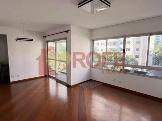 Apartamento à venda com 101m², 3 quartos, sendo 1 suíte, e 3 vagas na Vila Mascote