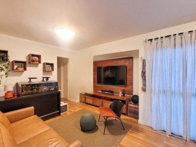 Apartamento à venda com 103m², 3 quartos na Aclimação