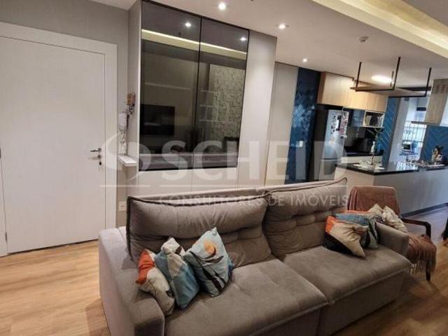 Apartamento à venda com 105m2, na Roque Petroni Júnior, sendo 3 suítes e 2 vagas