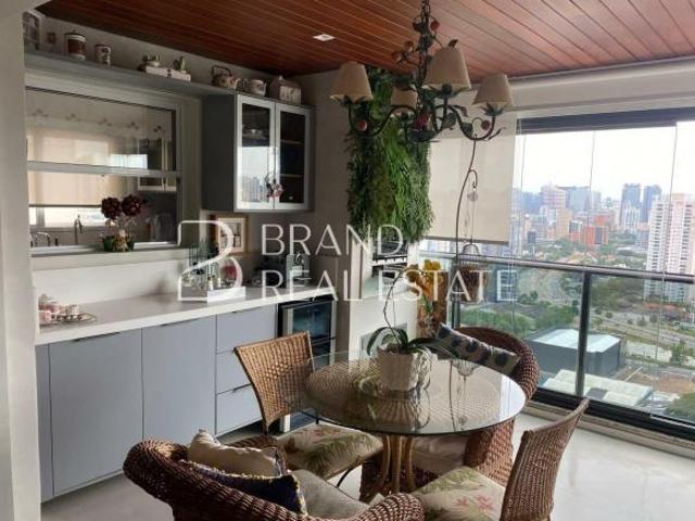 Apartamento á venda com 105m², 2 quartos e 2 vagas de garagem no jd Caravelas
