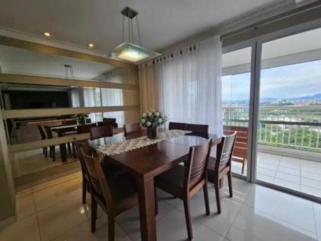 Apartamento à venda com 106m², 2 quartos e 2 vagas, sala ampliada
