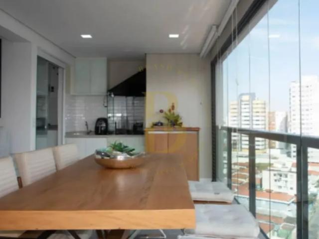 Apartamento à venda com 108 m², 3 suítes, andar alto e vista livre, na Chácara Inglesa, próximo à es