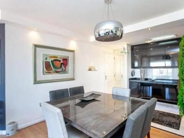 Apartamento à venda com 109 m², 3 Dormitórios 1 suíte, 2 banheiros e 2 vagas