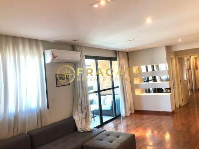 Apartamento á venda com 114m², 2 suítes e 2 vagas no Jardim Paulista SP