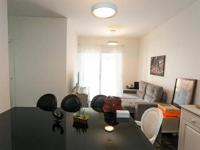 Apartamento à venda com 114m², 3 quartos e 1 vaga.