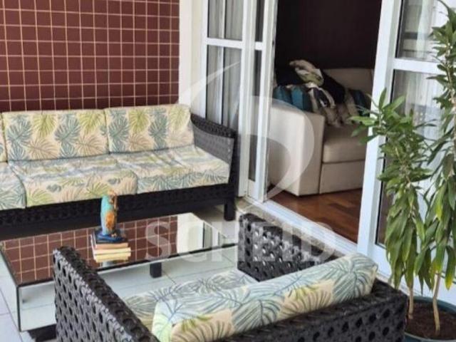 Apartamento à venda com 114m², 3 quartos e 2 vagas