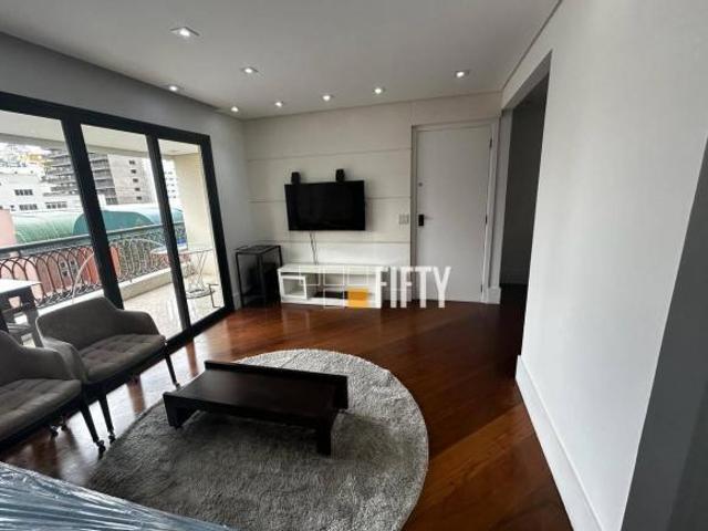 Apartamento à venda com 116m², 3 suítes e 3 vagas Vila Nova Conceição São Paulo/SP