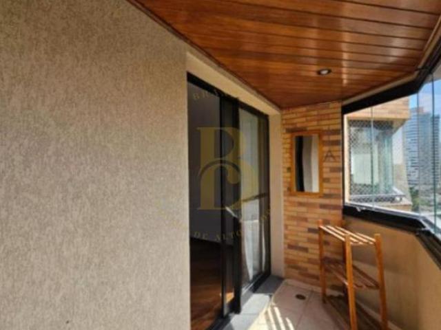 Apartamento à venda com 120 m², 3 quartos com 2 suítes, na Aclimação