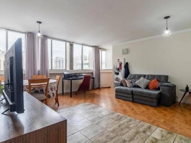 Apartamento à venda com 120m², 3 quartos e 1 vaga.