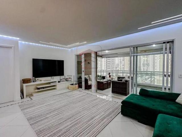 Apartamento à venda com 122m², 3 quartos e 2 vagas