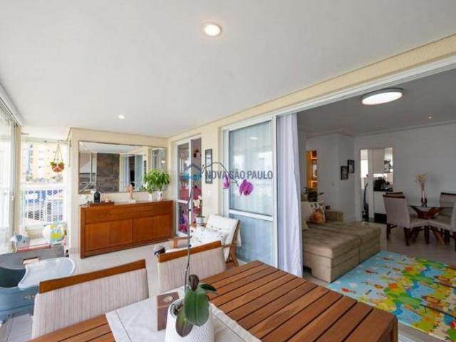 Apartamento à venda, com 125 m², 4 quartos, 1 suíte, 3 vagas, na Saúde