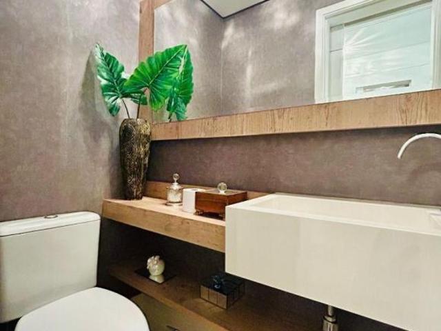 Apartamento à Venda com 125m² e 3 dorm. 01 suíte Porteira Fechada