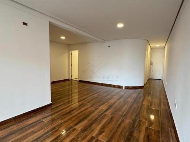 Apartamento à venda com 126m², 3 quartos 3 Suíte e 3 vagas R$ 900.000,00