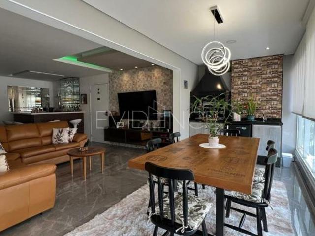 Apartamento à venda com 127 m² no bairro Tatuapé 3 suítes e 2 vagas