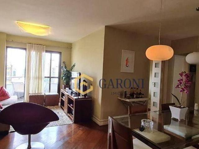 Apartamento à venda com 127m² sendo duas suites mais dois quartos, cozinha espaçosa e 3 vagas no Alt