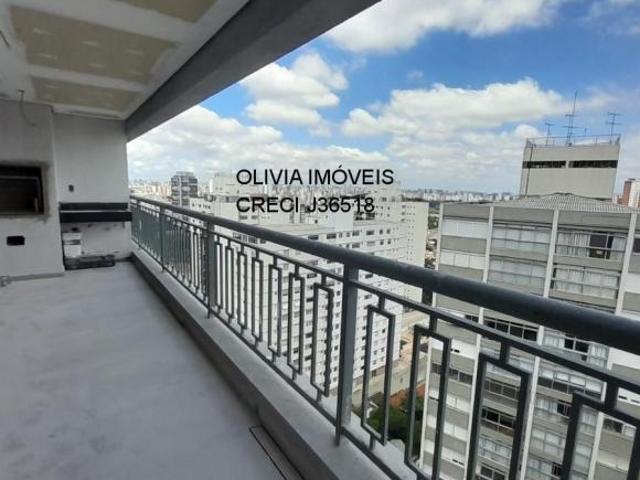 Apartamento a venda com 128mts, 3 suítes, terraço com churrasqueira, 2 vagas a 400m do Metrô Vila M
