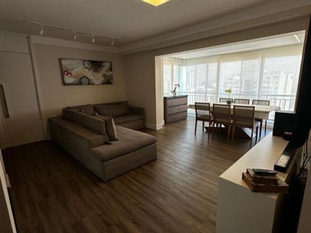 Apartamento à venda com 129m², 3 quartos e 2 vagas
