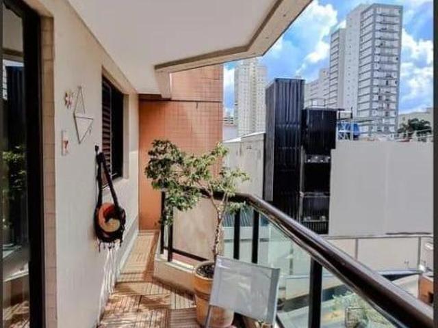 Apartamento à Venda com 135 m² Próximo ao Parque da Independência – 4 Dormitó.