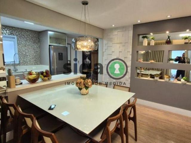 Apartamento à venda com 136m², 3 quartos sendo 1 Suíte e 2 Vagas fixas