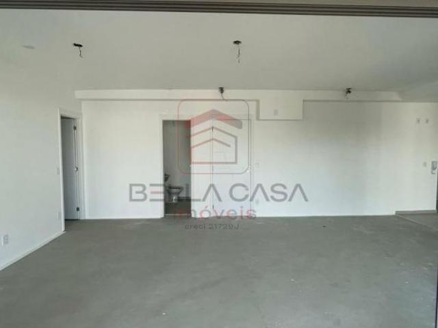 Apartamento à venda com 139m², 4 quartos e 2 vagas