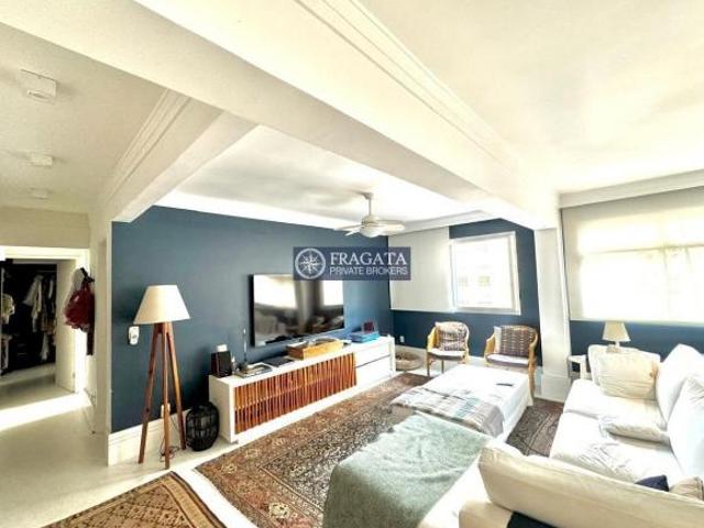 Apartamento á venda com 140m² reformado, 2 dormitórios,1 vaga andar alto, vista livre Jardim Améric