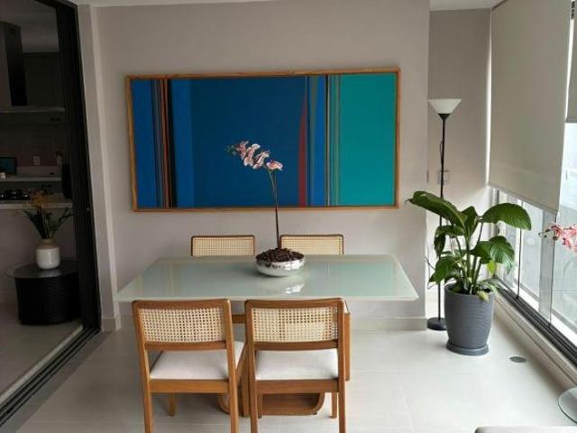 Apartamento à venda com 140m², 2 vagas com quadra de tênis em Perdizes