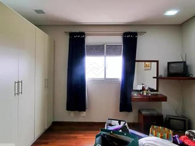 Apartamento à venda com 141m², 2 quartos e 2 vagas