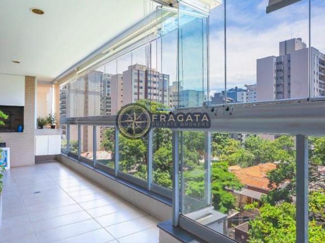 Apartamento à venda com 144m² 3 quartos sendo todas suítes e 3 vagas Pompeia/SP