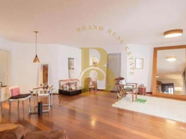 Apartamento à venda com 146m², 2 suítes e 2 vagas no Itaim Bibi