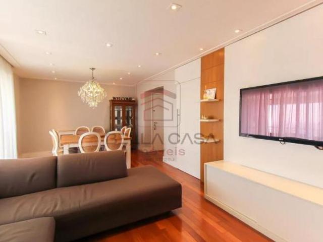 Apartamento à venda com 146m², 3 quartos e 2 vagas
