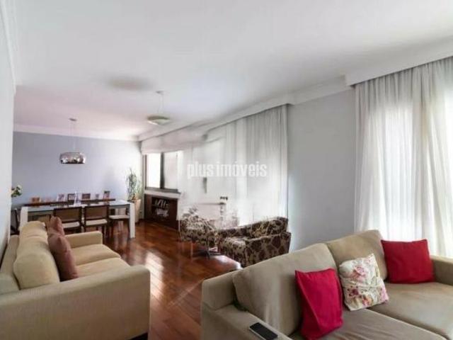 Apartamento à venda com 147m², 3 quartos e 3 vagas