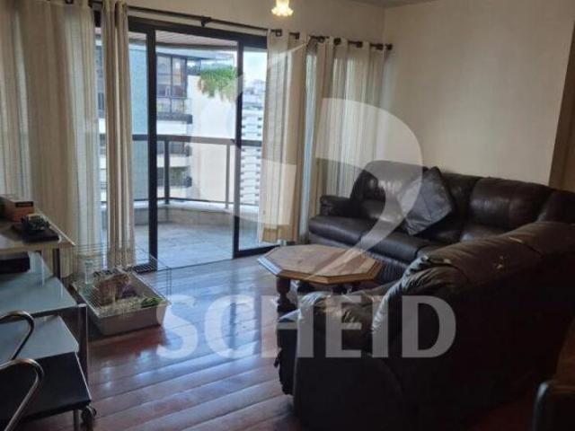 Apartamento à venda com 148m², 4 quartos e 2 vagas