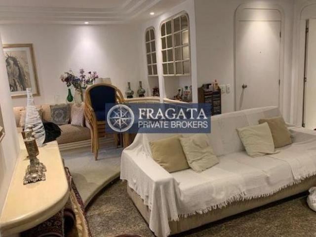 Apartamento á venda com 150 m² Higienópolis SP 3 quartos sendo 1 suíte | living amplo para 2