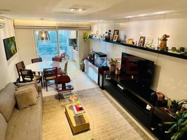 Apartamento à venda com 154m², 3 suítes e 2 vagas, na Vila Olimpia, SP