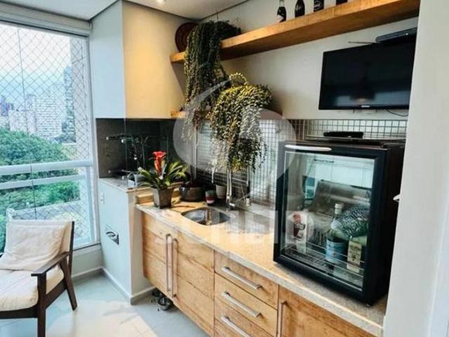 Apartamento à venda com 154m², 3 quartos e 2 vagas