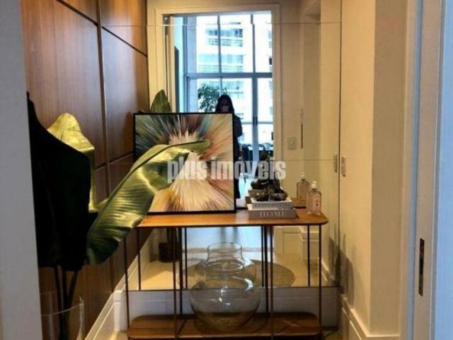 Apartamento à venda com 160m², 2 quartos e 3 vagas