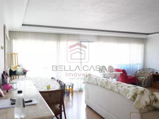 Apartamento à venda com 160m², 3 quartos e 1 vaga