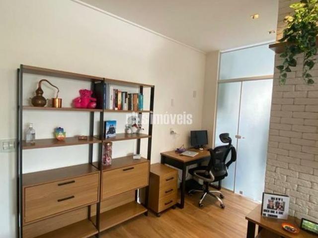 Apartamento à venda com 161m², 2 quartos e 1 vaga